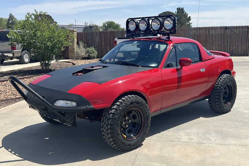 Внедорожник Mazda Miata с V8, это Porsche 911 Dakar для бедных — Журнал ...